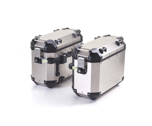 Genuine Triumph Aluminium Panniers and fitting kit - Accessories and ...