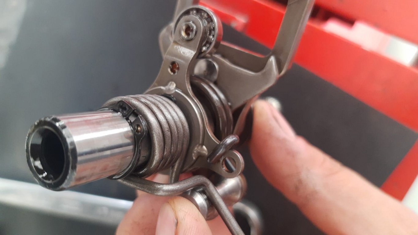 Gearbox problem - 3rd to neutral.. - page 88 - General Maintenance and ...