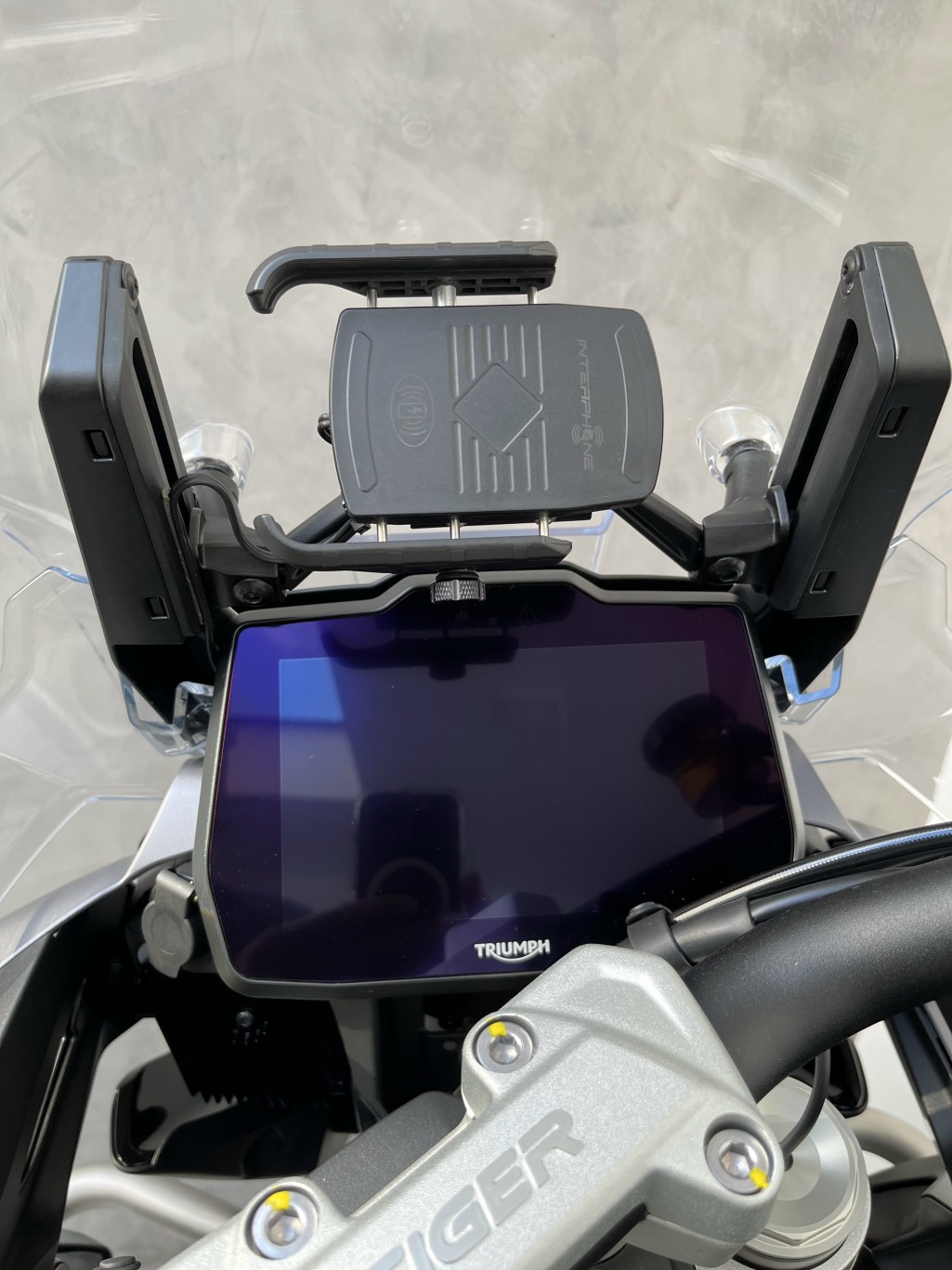 My above TFT Display Garmin Zumo XT mounting solution - page 3 - Tiger ...