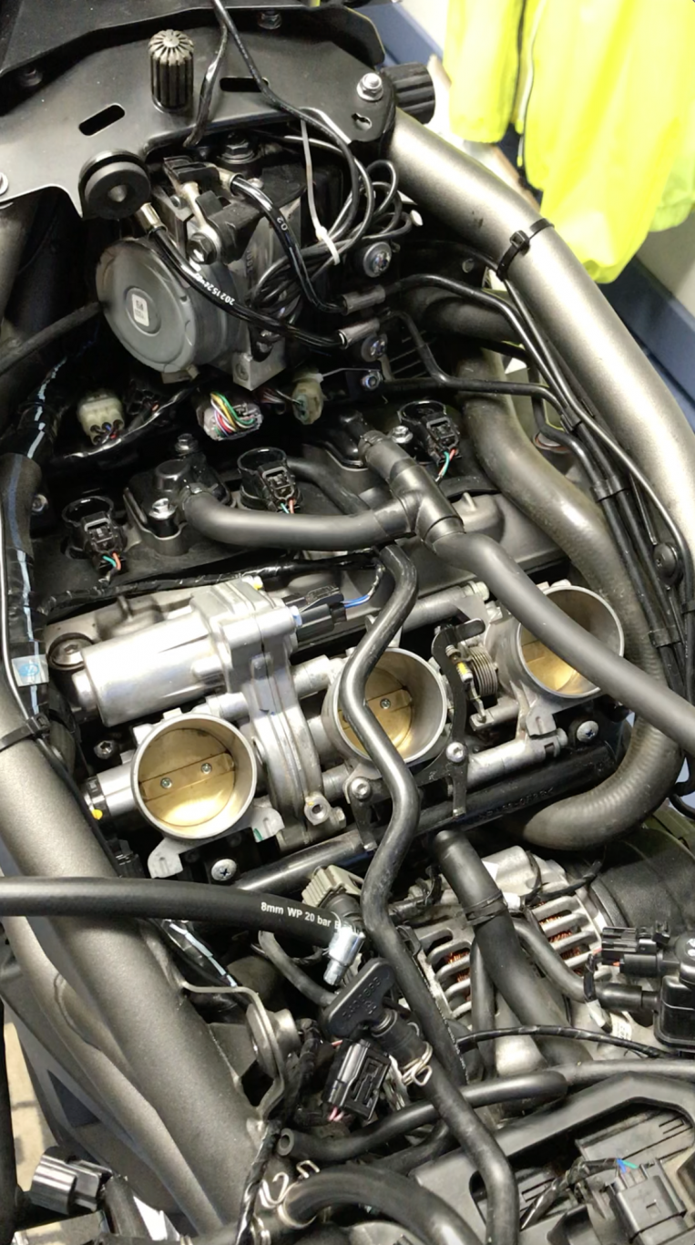 Throttle body balancing - General Maintenance and Servicing